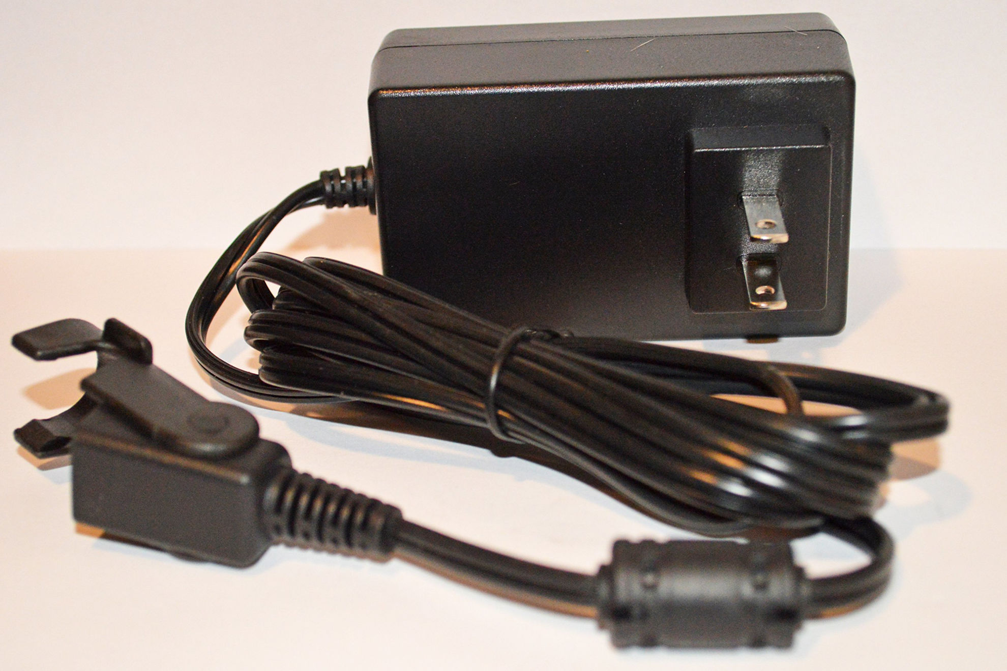 GetUSCart- Tranquil Ease Raffel Compact 2 PIN Switching Power Supply ...