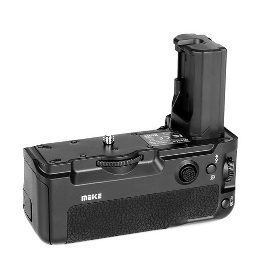 GetUSCart- Meike New MK A9 Pro / A7III Battery Grip as VGC3EM Built-in ...