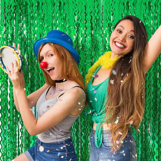 GetUSCart- Green Tinsel Foil Fringe Curtains Wavy Backdrop for Parties ...
